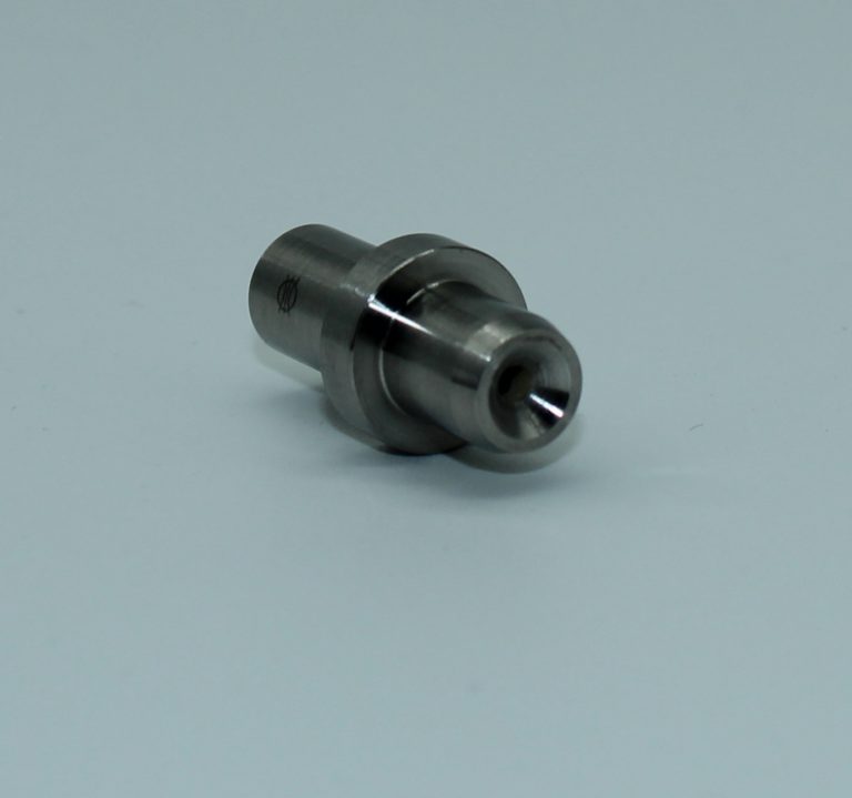 Flat or conical diamond waterjet nozzles