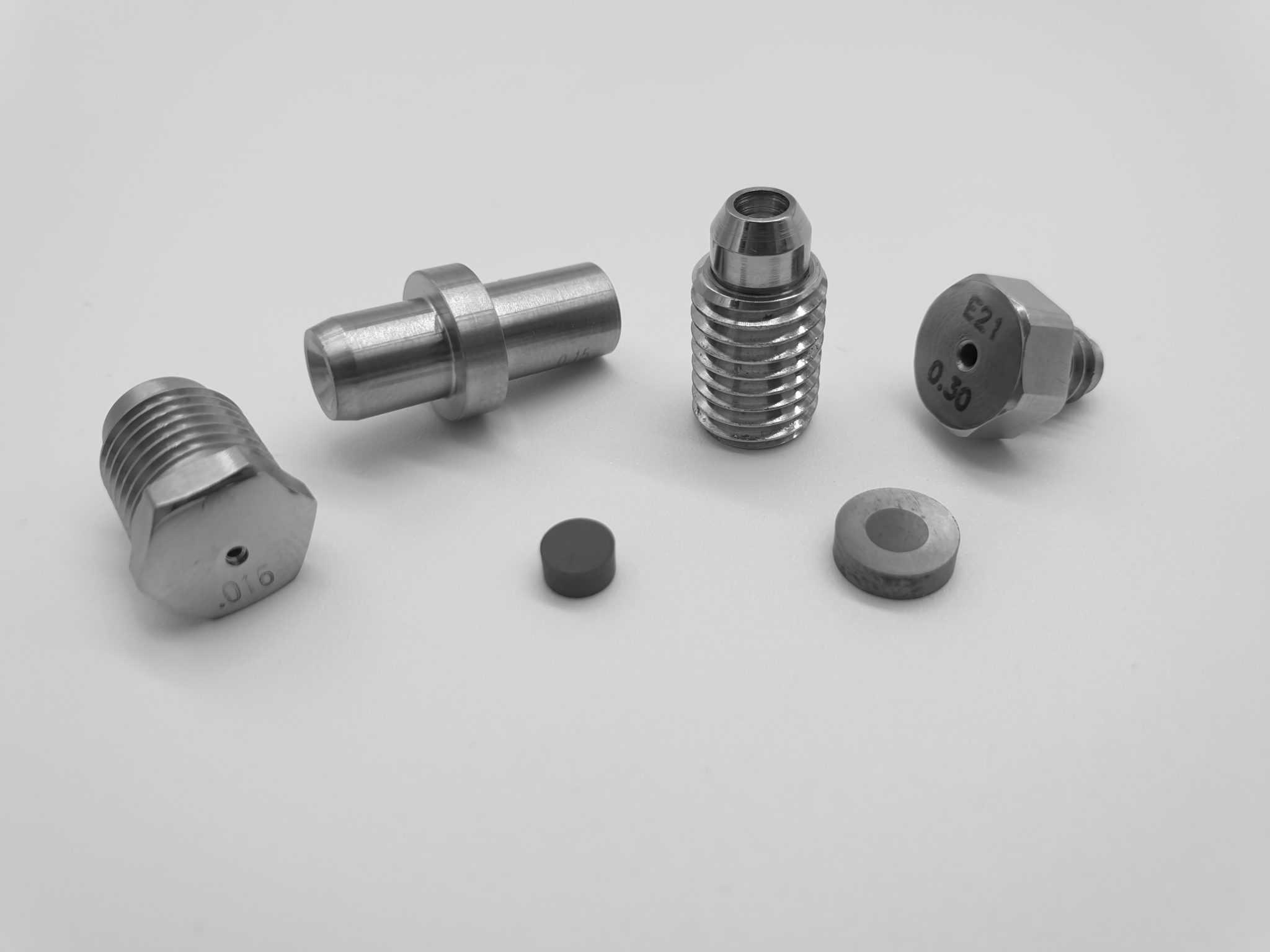 Hp waterjet cleaning, surfacing or hydroblasting nozzles